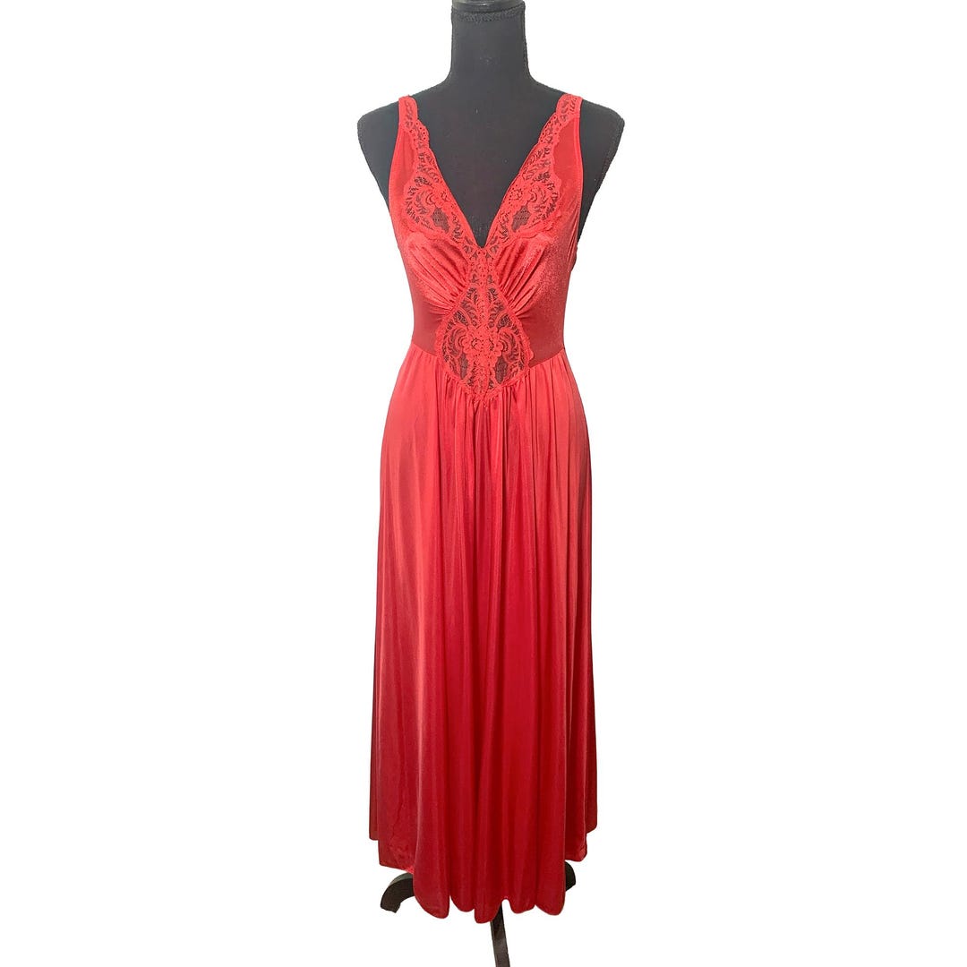 Vintage Olga Red Bodysilk Nightgown Negligee Big Sweep Romantic and ...