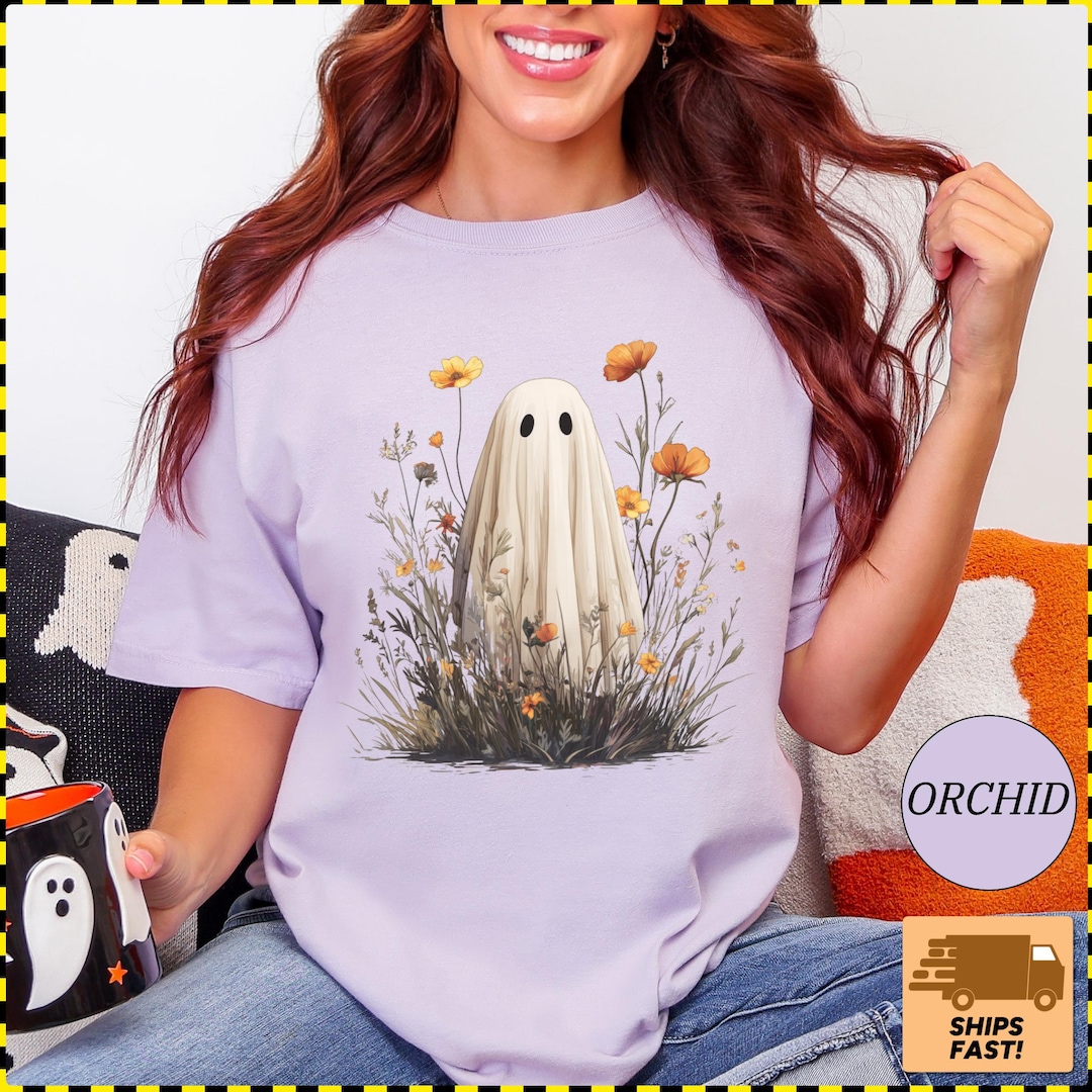 Boho Wildflower Ghost Comfort Colors T-shirt: Spooky Halloween Tee - Etsy