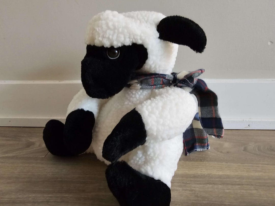 Vintage 1990 Ganzbros the Heritage Collection Hand Puppet Cute Lamb ...