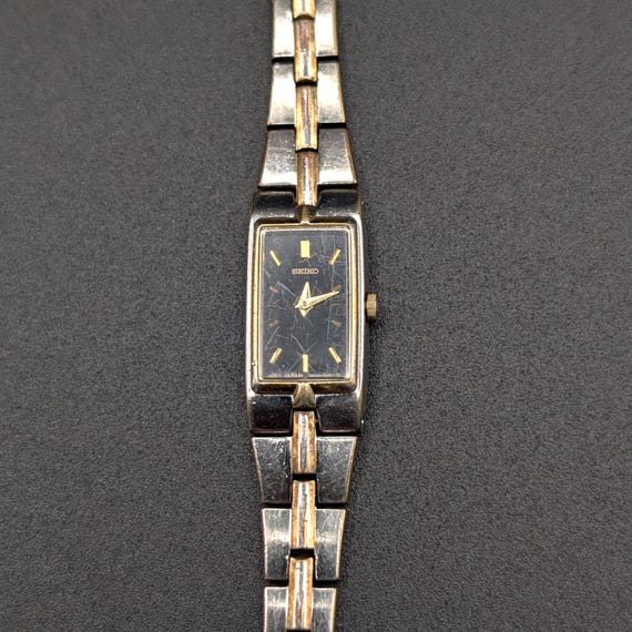 Vintage Seiko Rectangular Watch: Two-Tone Black Dial,… - Gem