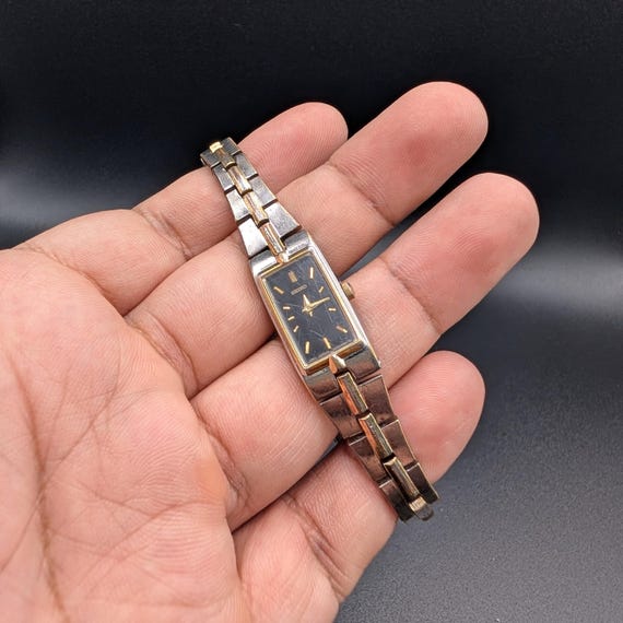 Vintage Seiko Rectangular Watch: Two-Tone Black Dial,… - Gem