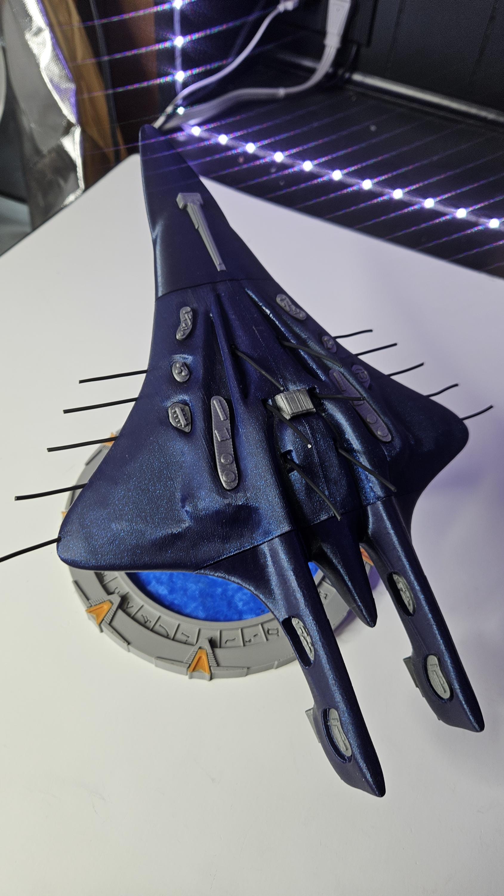 Wraith Cruiser 3D Model With Stand – Stargate Atlantis Inspired Ship ...