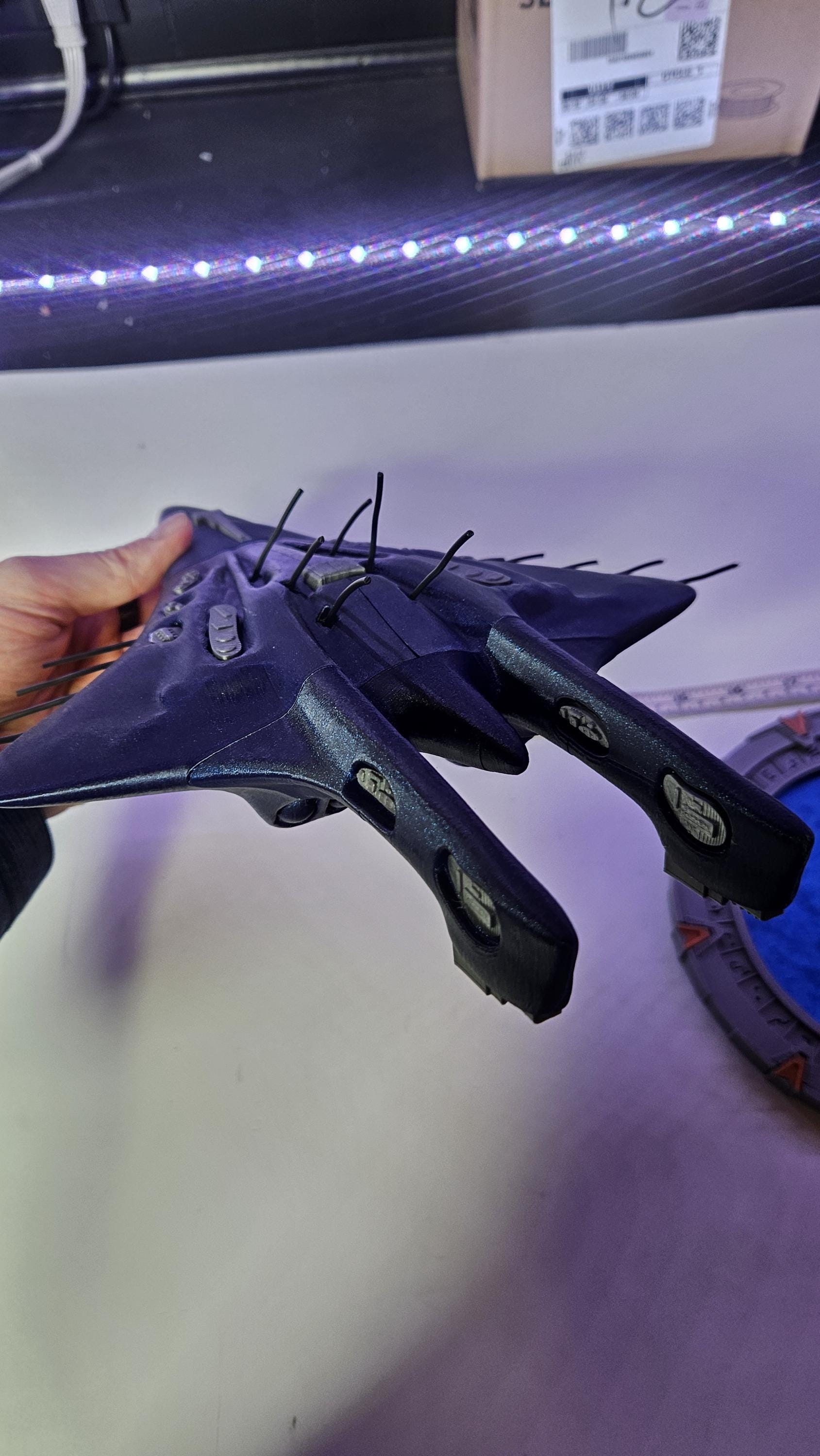 Wraith Cruiser 3D Model With Stand – Stargate Atlantis Inspired Ship ...