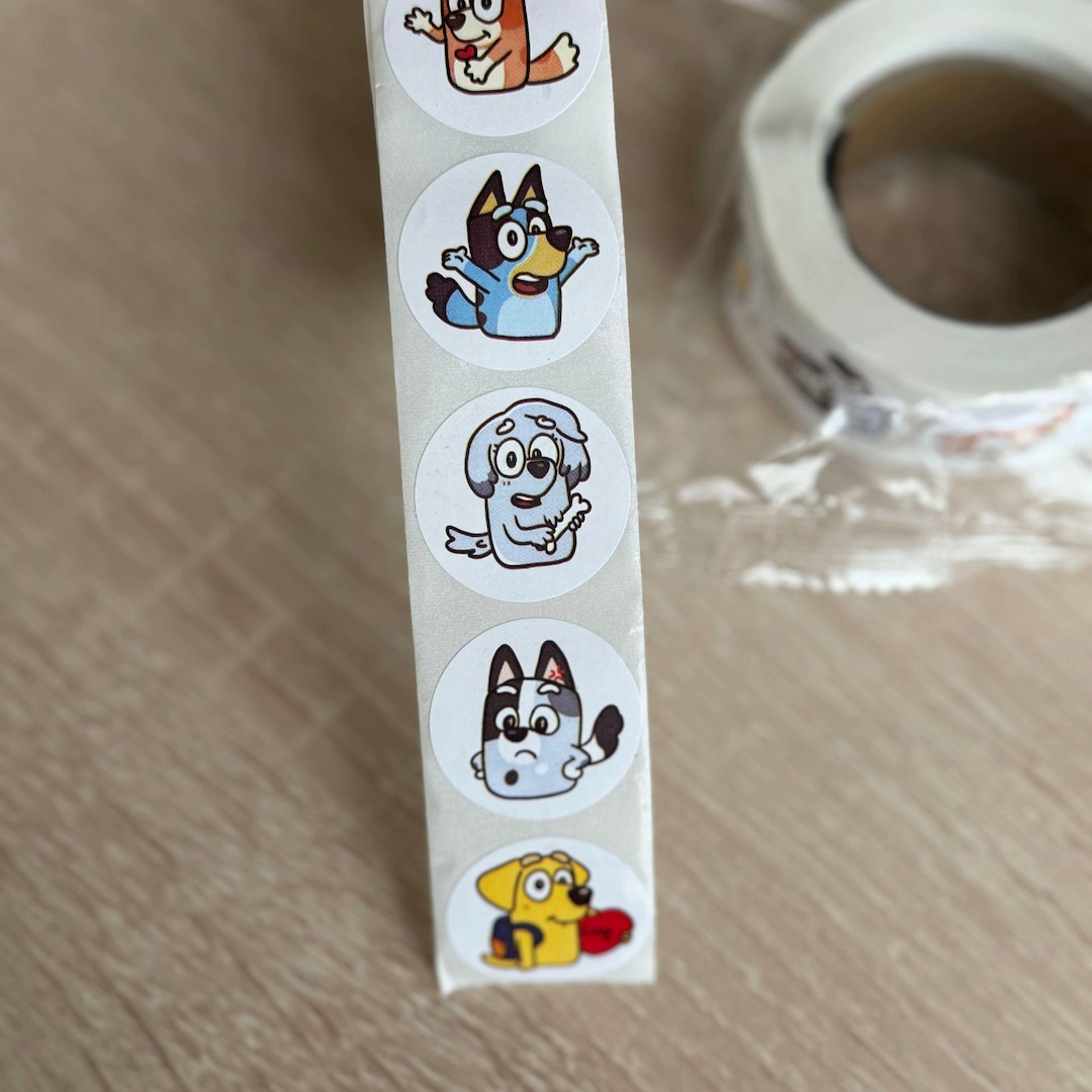 Bluey Stickers Roll of 500 Stickers Round Shape Fun Stickers for Kids ...