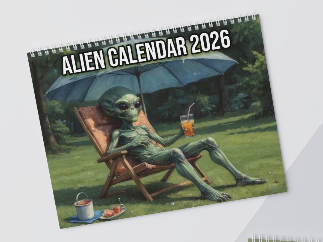 Funny Alien 2026 Wall Calendar Planner, Fun Sci-fi UFO Lover Home Decor ...