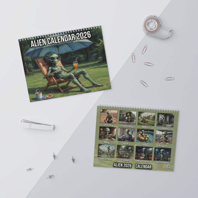 Funny Alien 2026 Wall Calendar Planner, Fun Sci-fi UFO Lover Home Decor ...