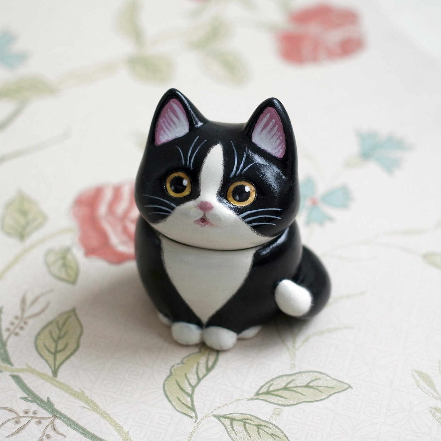 Cute Cat Figurine Ceramic, Calico Cat Figurine, White and Black Cat ...
