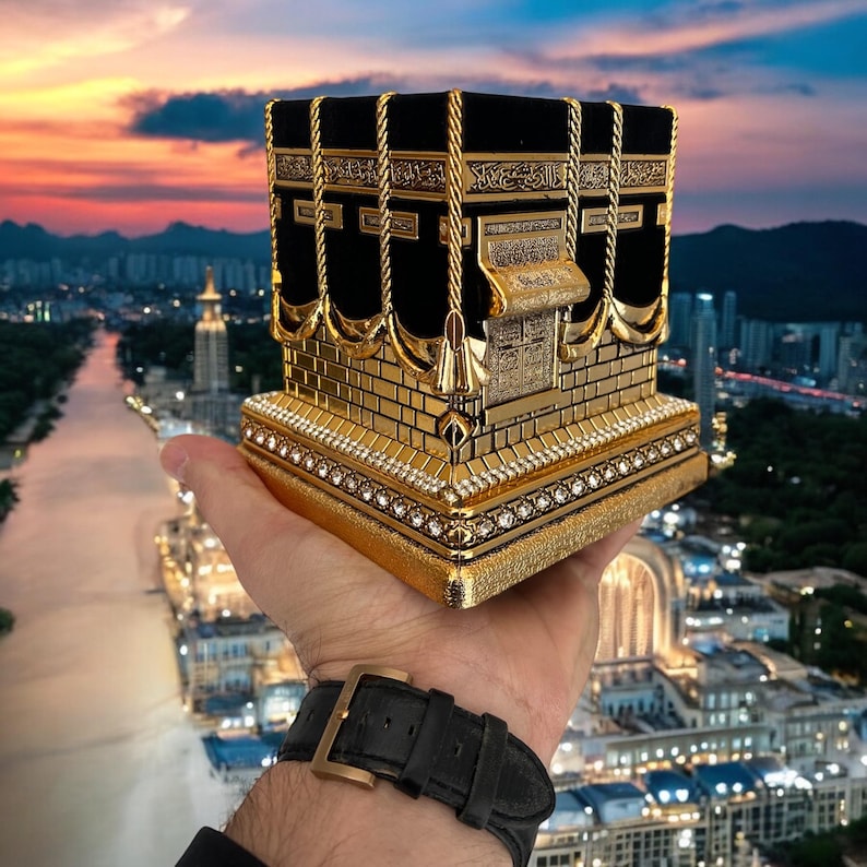 Lux Kaaba Figurine: Islamic Home Decor, Hajj, Umrah, Islamic Gift - Etsy