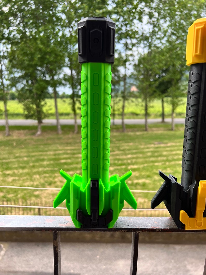 Futuristic 3D Printed Telescopic Gravity Retractable Folding Portable ...