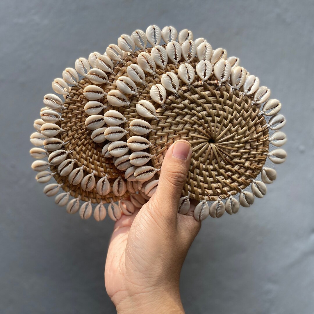 Rattan Wood Coaster With Cowrie Shell Coffee Table Decor Samarra Cowrie ...