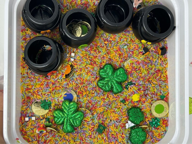 Sensory Bin- St. Patrick's Day- Montessori Learning, Open End Play-bin ...
