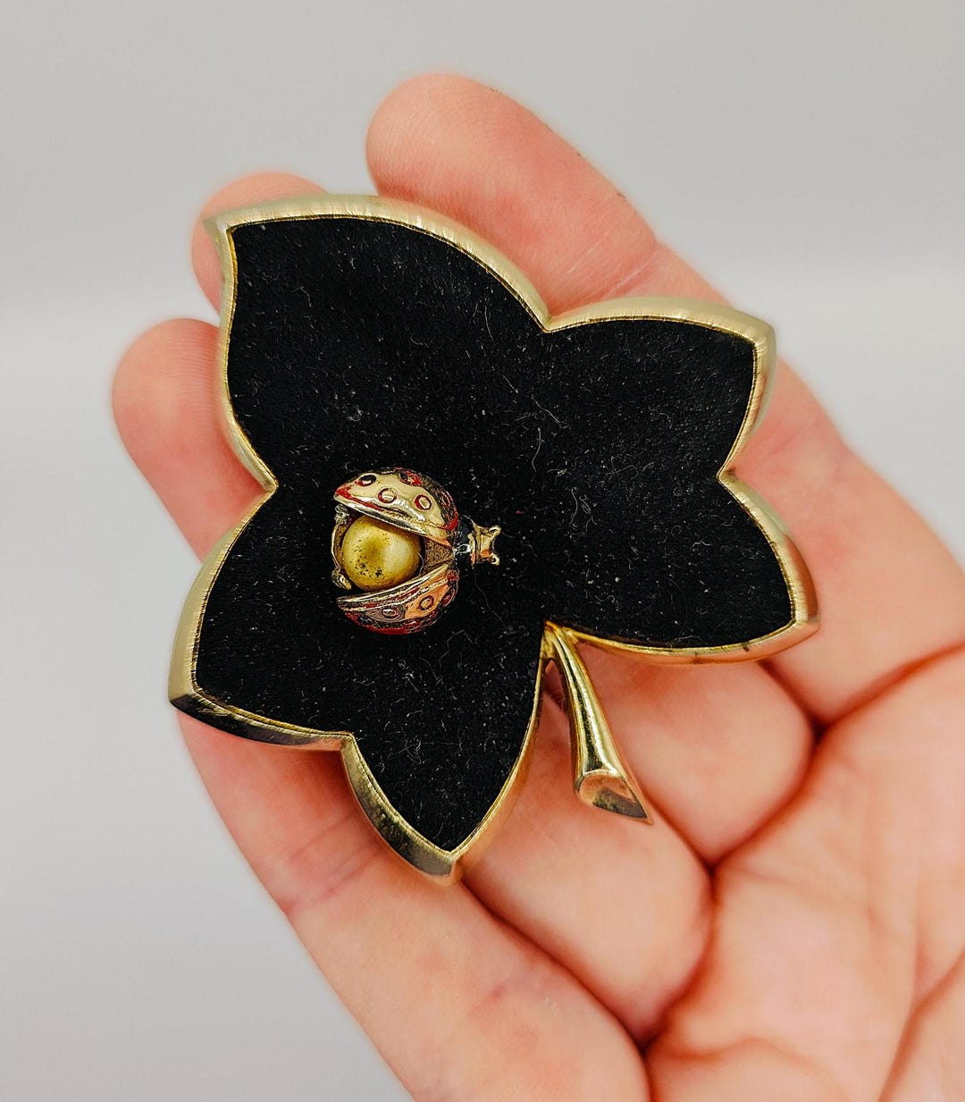 BOUCHER Black Velvet Gold Tone Leaf Ladybug Faux Pearl Brooch Pin ...