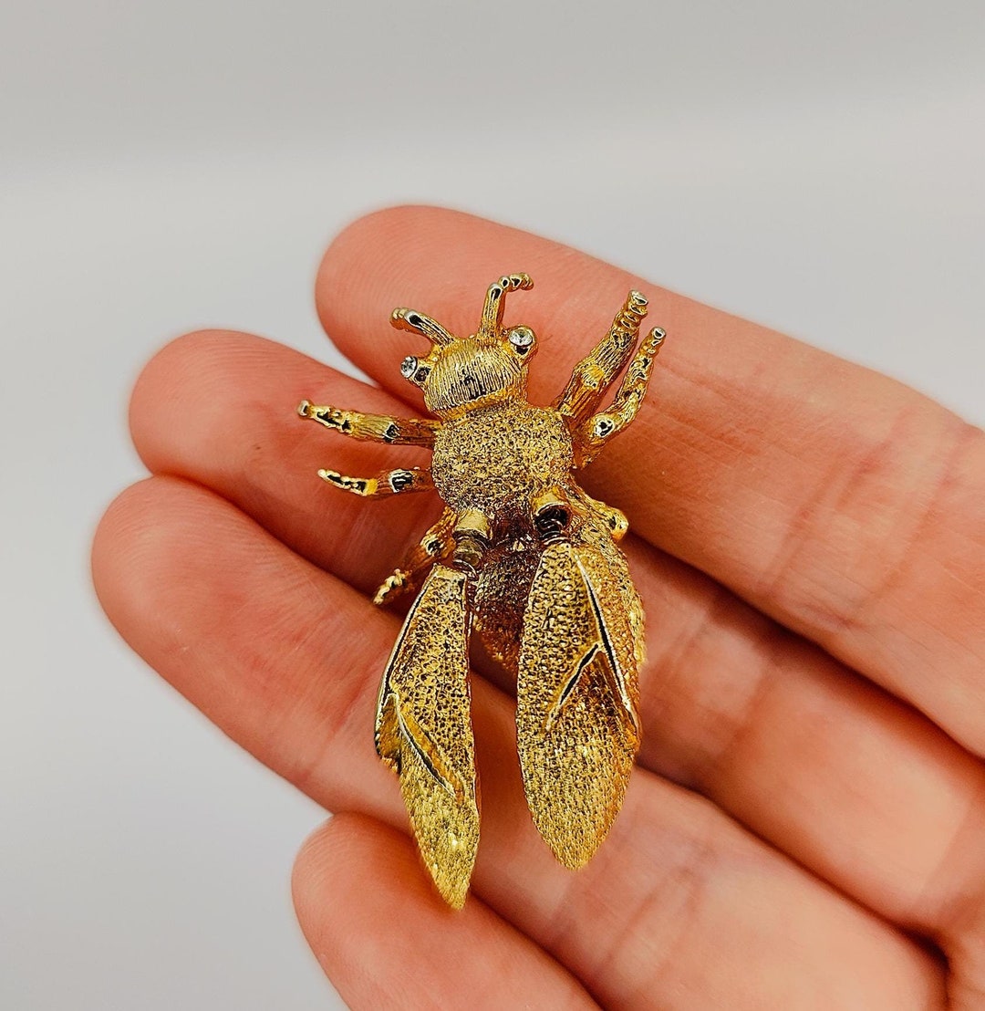 BOUCHER 1560P 1950's Gold Tone Bee Fly Beetle Bug Tremblant Trembler ...