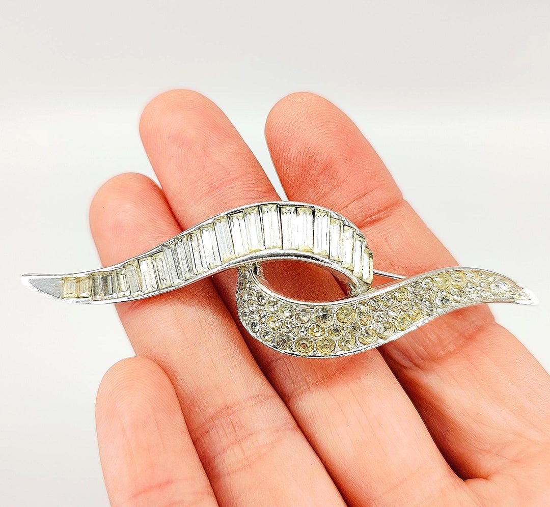 BOUCHER Silver Tone Pave Crystal Rhinestone Ribbon Bow Brooch Pin ...