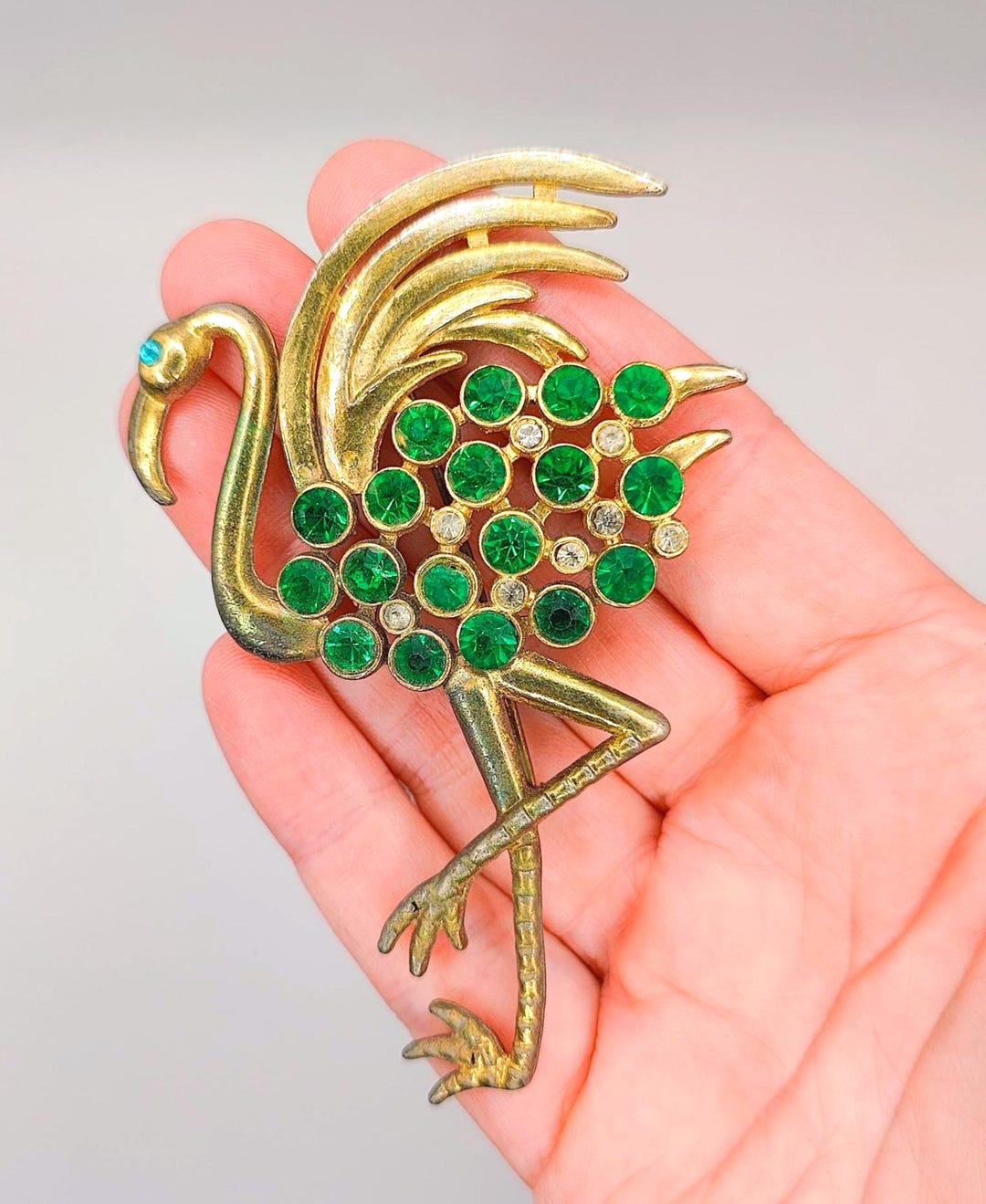 VINTAGE Large Brass Tone Pot Metal Flamingo Brooch Pin With Emerald ...