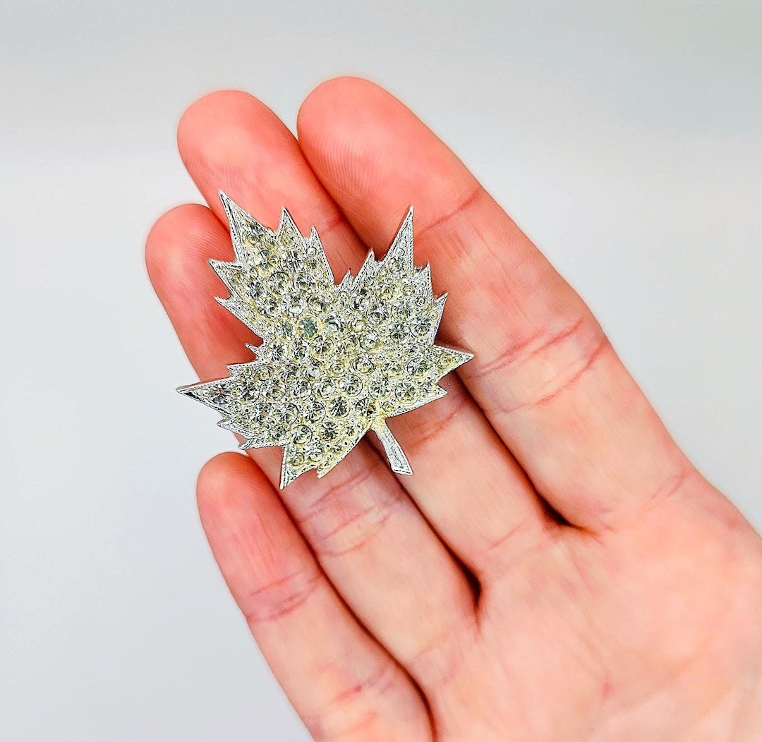 Marcel BOUCHER MB Maple Leaf Crystal Rhinestone Brooch Pin Silver Tone ...