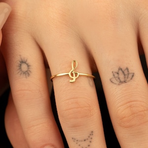 Tiny Treble Clef Ring | Minimalist Musical Note Ring | Animal Jewelry ...