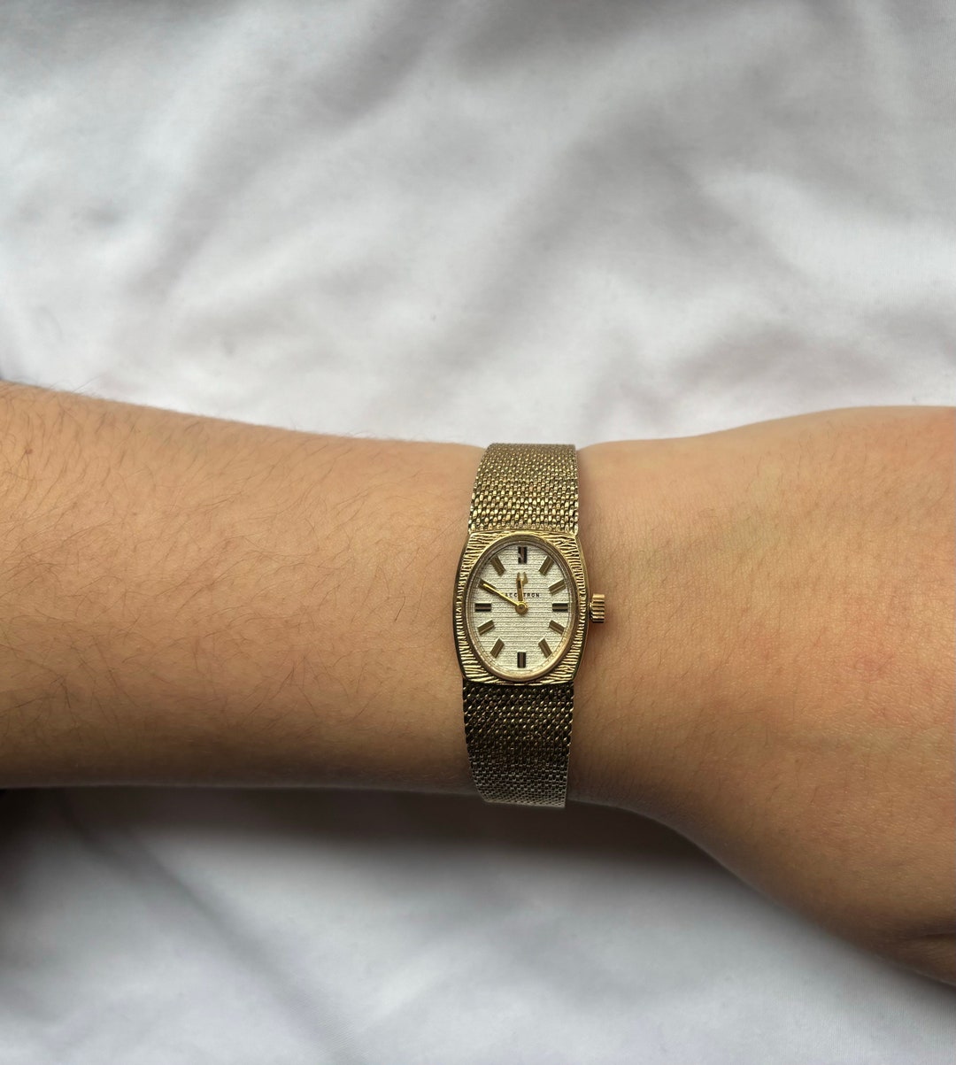 Vintage Accutron Women’s Watch - Etsy
