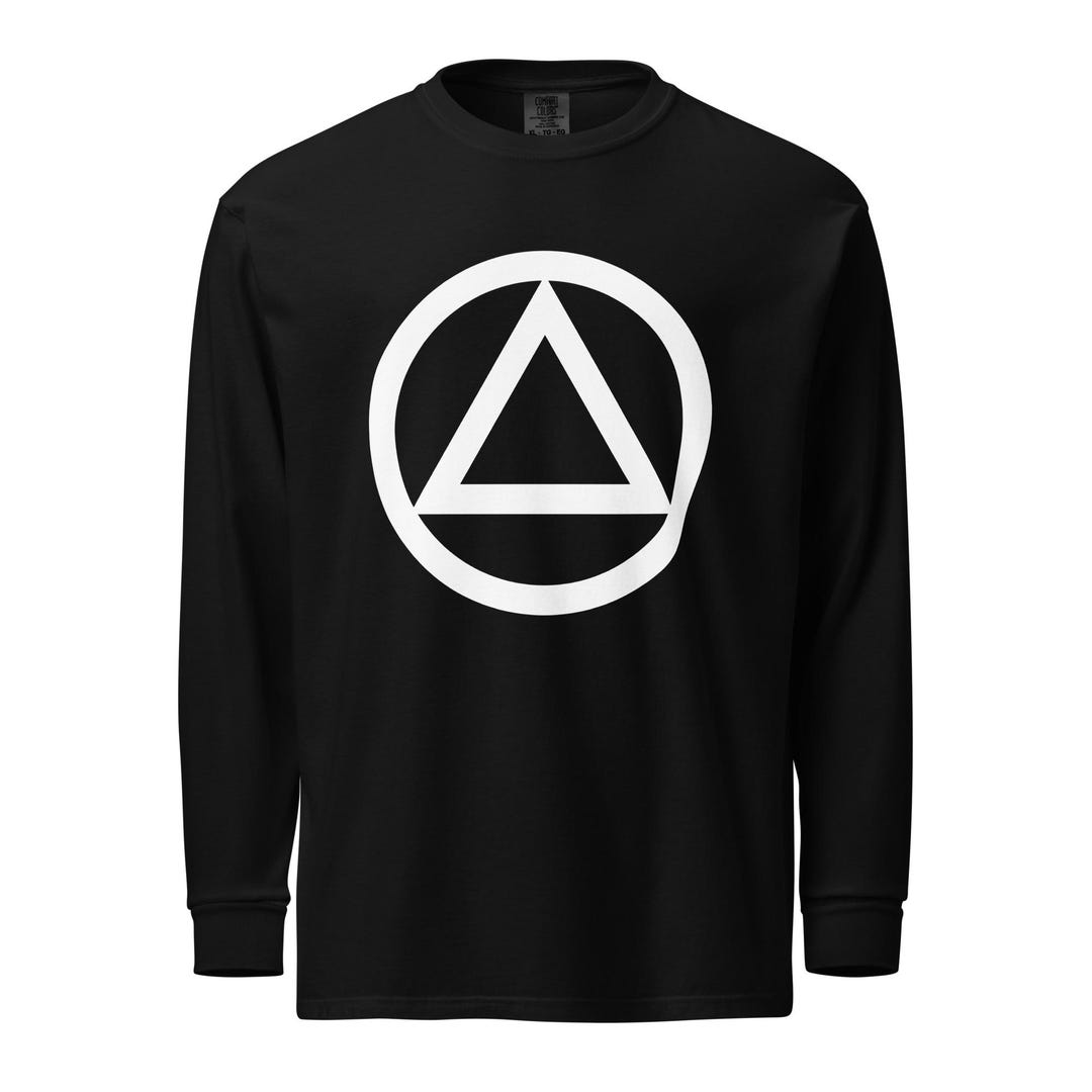 AA Logo White Circle Triangle Rehab Recovery Sobriety Logo Unisex ...