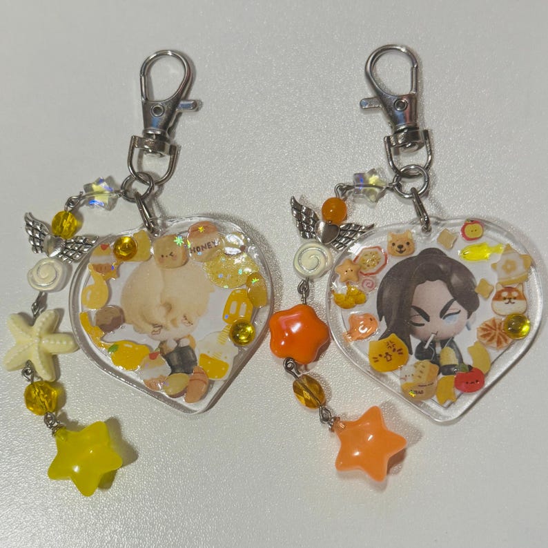 Alien Stage Deco Keychains! - Etsy