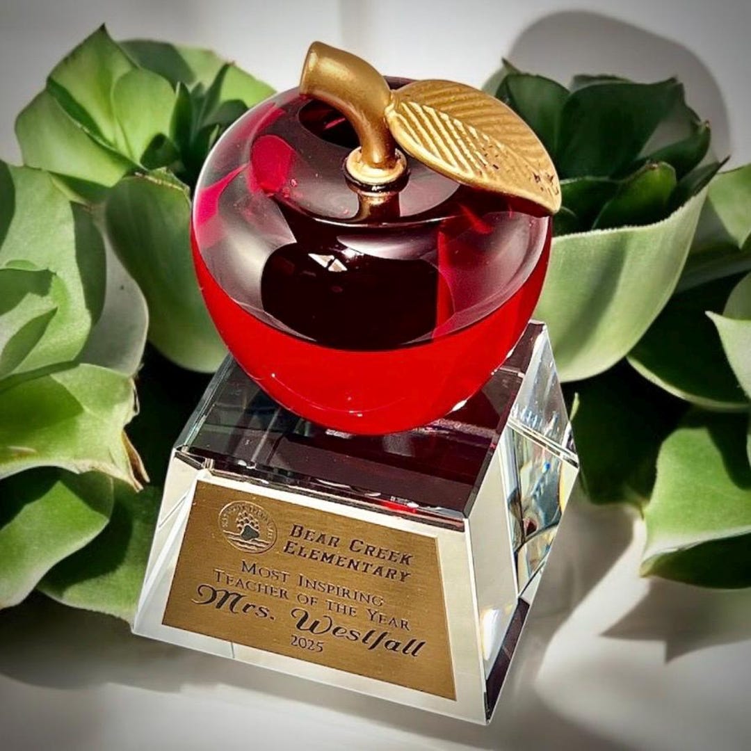 Teacher's Appreciation Gift - Crystal Red Apple on Clear Crystal Base ...