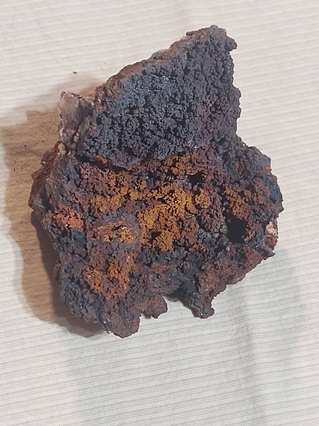 Hematite on Quartz Colored and Botryoidal, Graves Mountain GA - Etsy