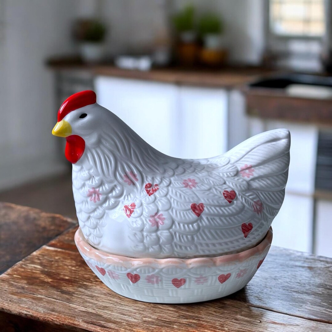 Vintage Ceramic Nesting Hen Egg Holder With Pink Hearts & Flowers ...
