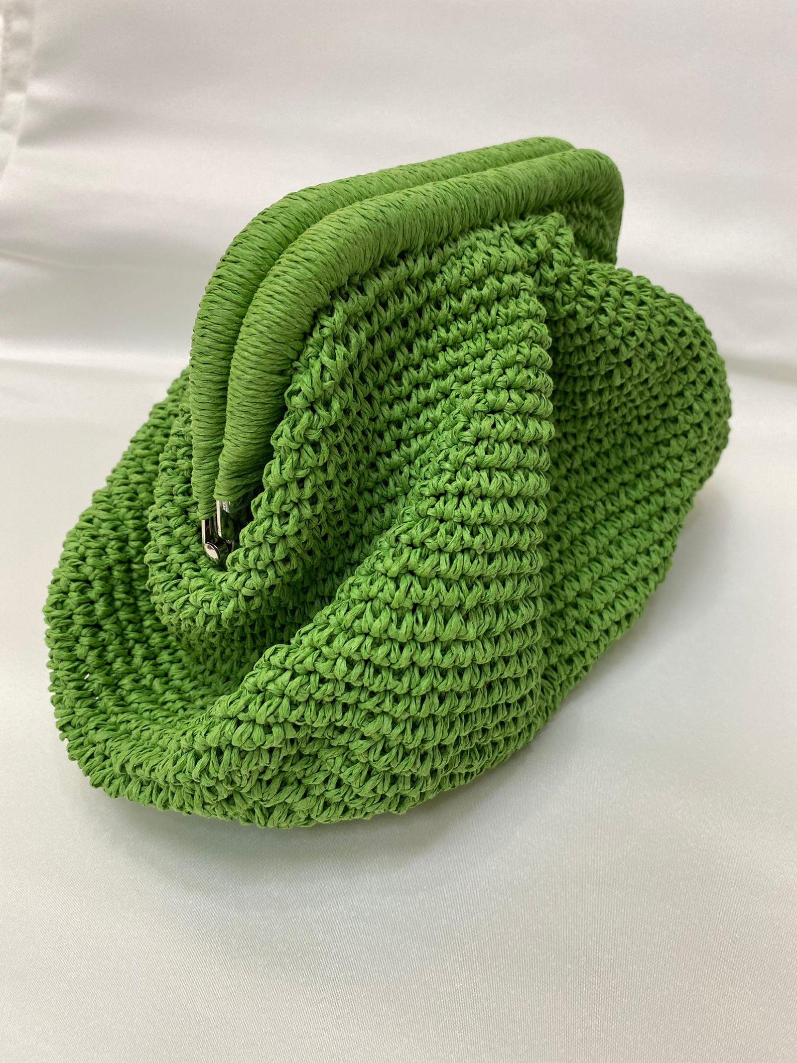 Stylish Raffia Wedding Clutch Bag for Brides & Parties - Handmade Straw ...