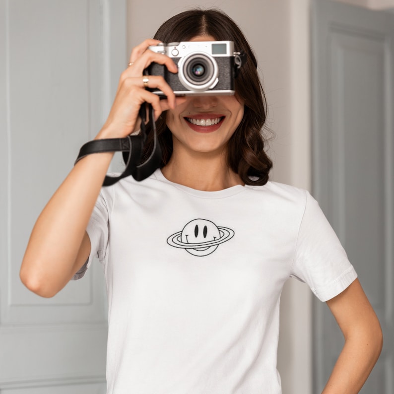 Planet Smiley Face T-shirt: Fun Astronomy Clothing - Etsy