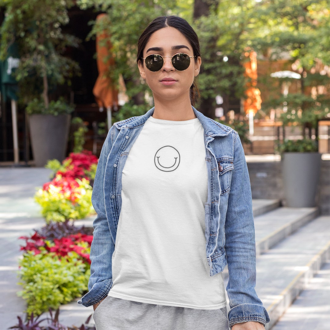 Smiley Face With No Eyes Shirt, No Eyed Face, Fun Smiley Face Clothing ...