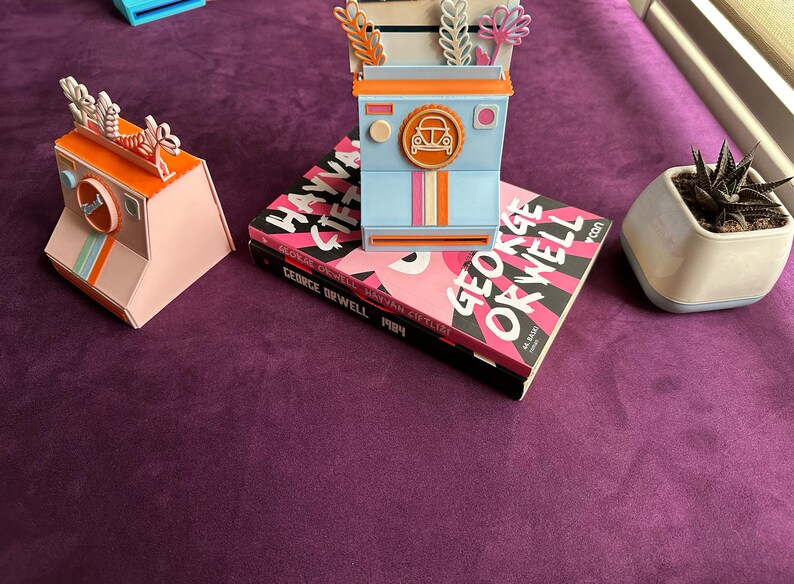 2-piece Polaroid Photo Stand Kit Card Holder 3D Printed Unique - Etsy