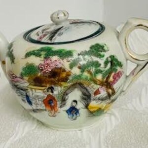 Vintage Orient Teapot and Lidded Sugar Bowl Hand Painted Porcelain Tea ...
