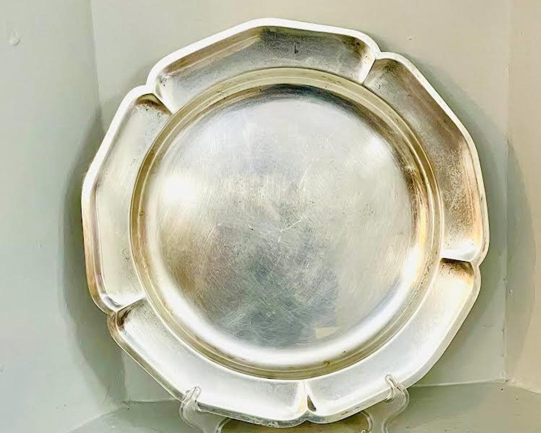 International Silver Co. Scalloped Edge Silver Plated Mid 20th Century ...