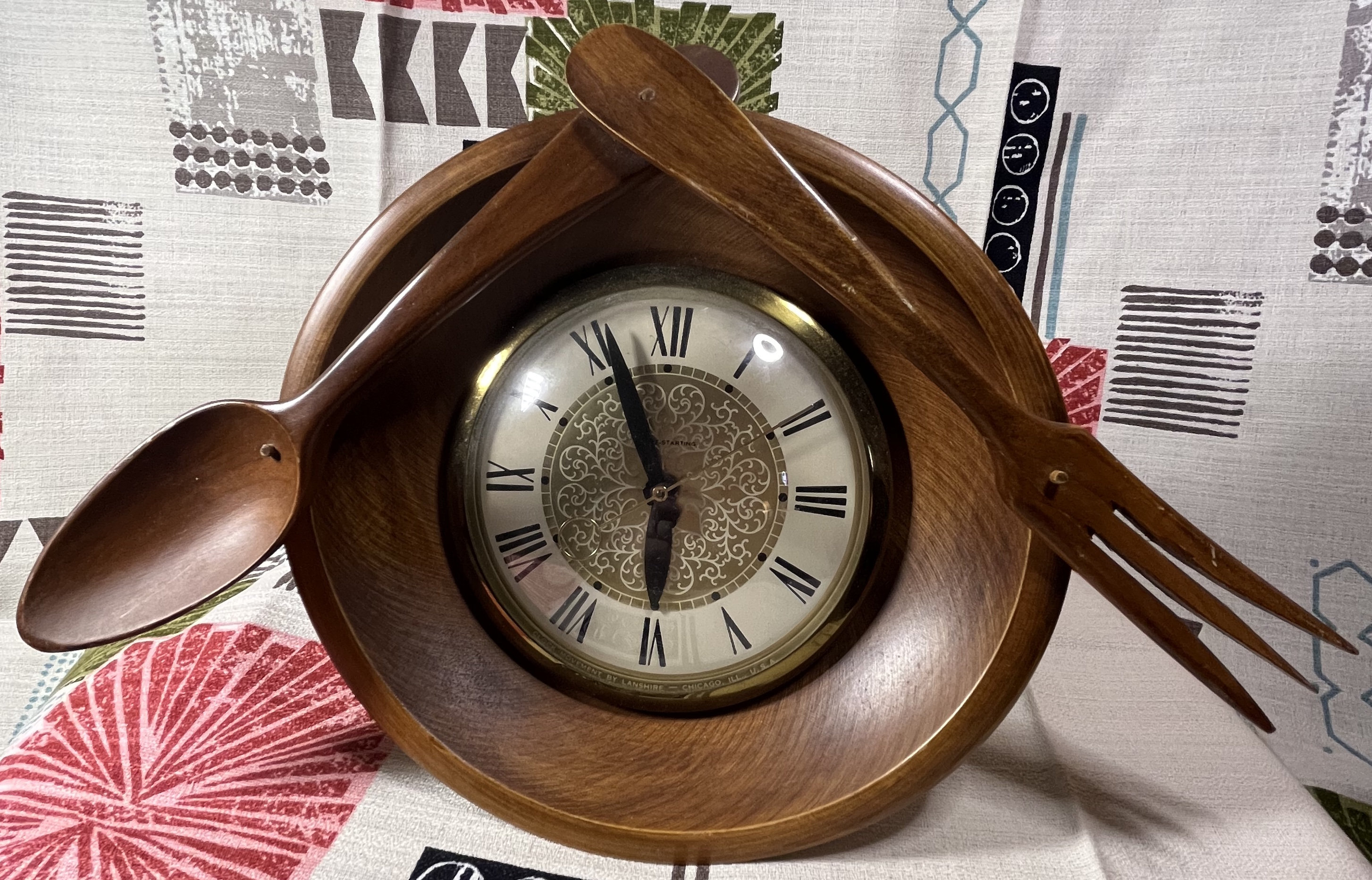 Vintage Wooden Utensil Kitchen Clock - Etsy