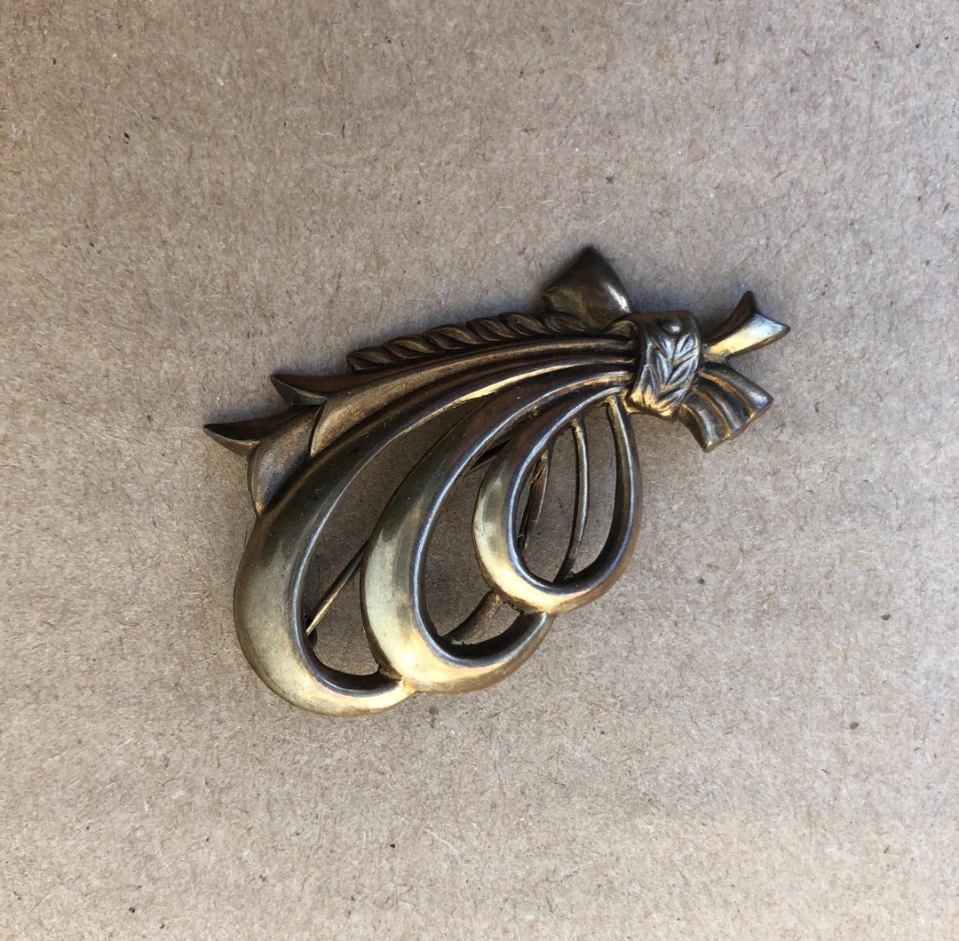 Vintage 1940s Finnish Silver, Ribbon Brooch With Bow and Feather Detail ...