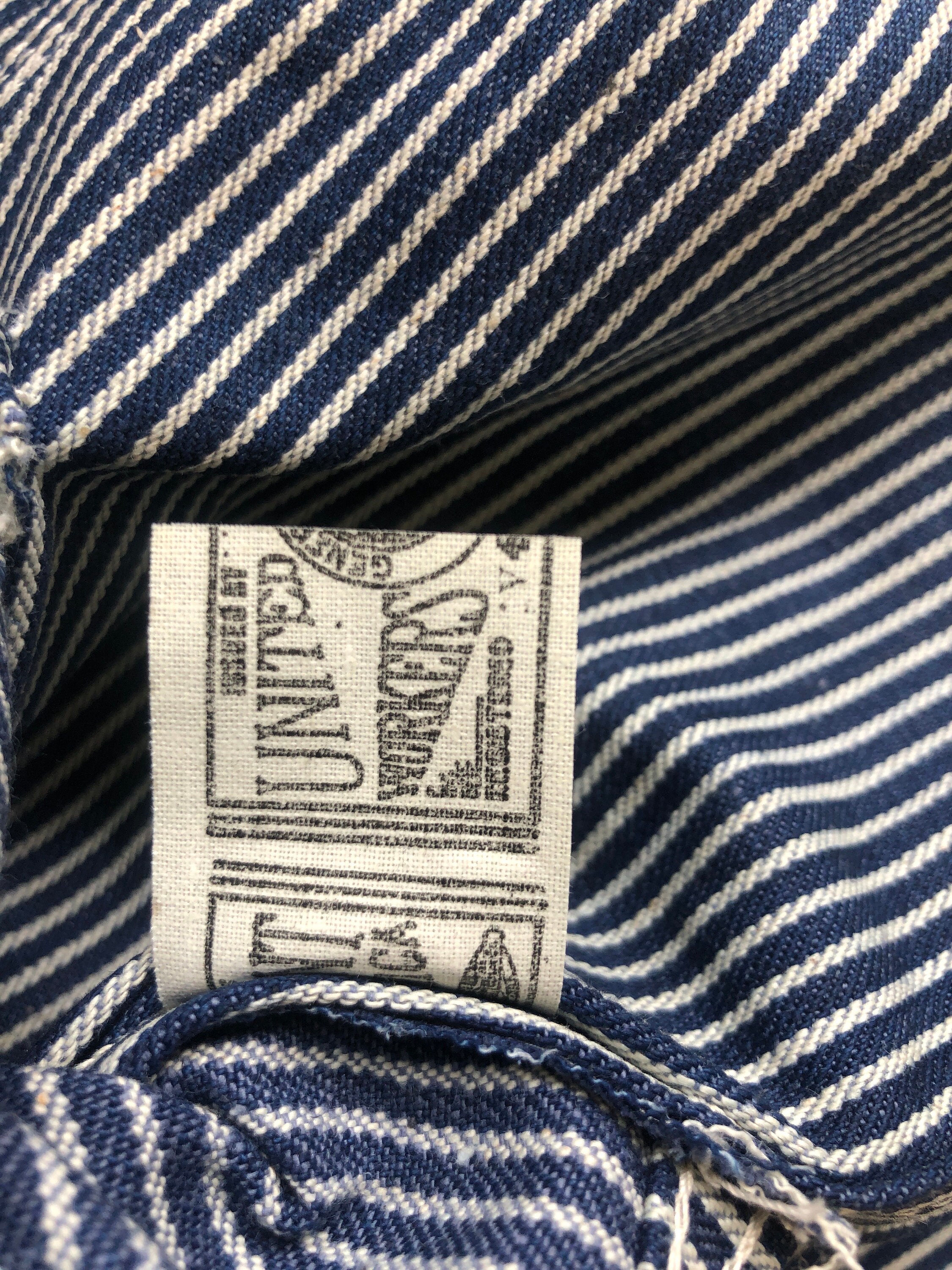 Lee Hickory Pinstripe Bib Overall Unisex Size XS W26 L34 Lee Hickory Pinstripe Bib Overall Unisex Size XS W26 L34