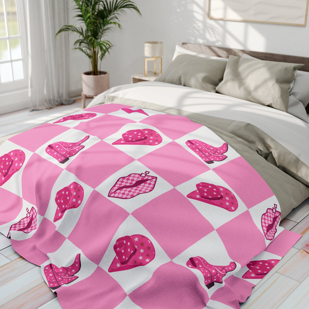 Western Cowgirl Star Boot Hat Retro Pink Lips Checkered Fleece Throw ...