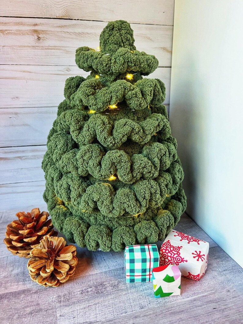 Beginner-friendly Plush Christmas Tree Crochet Pattern | Two Versions ...