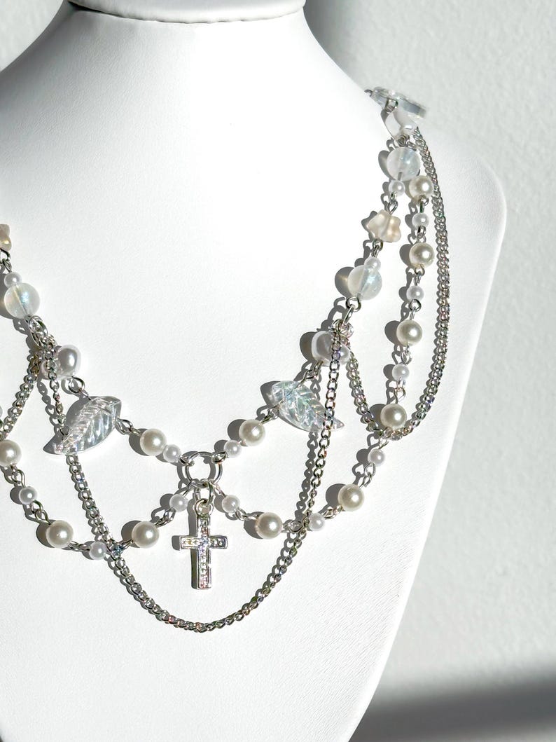 Angelic Scalloped Necklace Angle Core Beaded Bridgerton Princess Angel ...