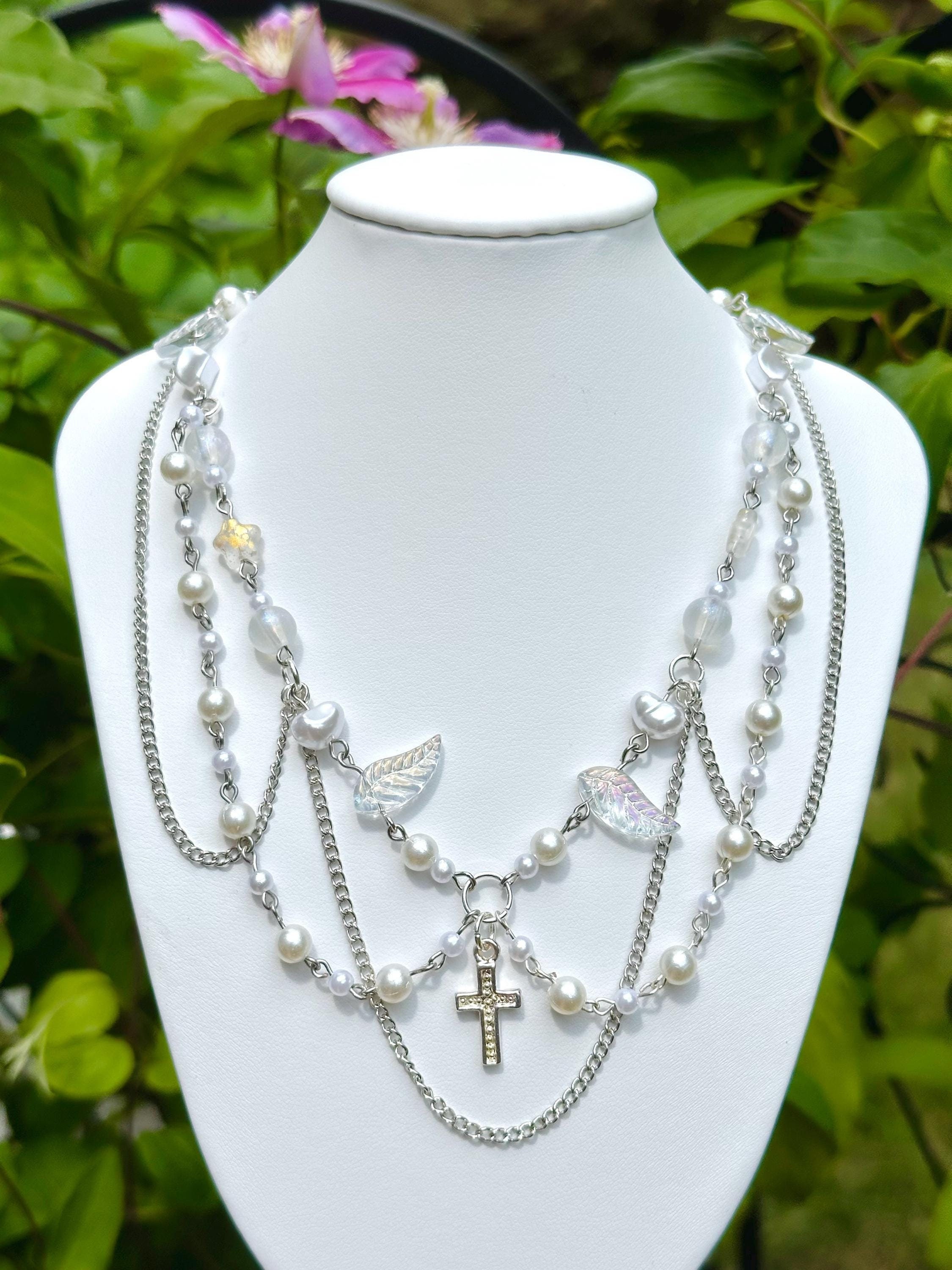 Angelic Scalloped Necklace Angle Core Beaded Bridgerton Princess Angel ...