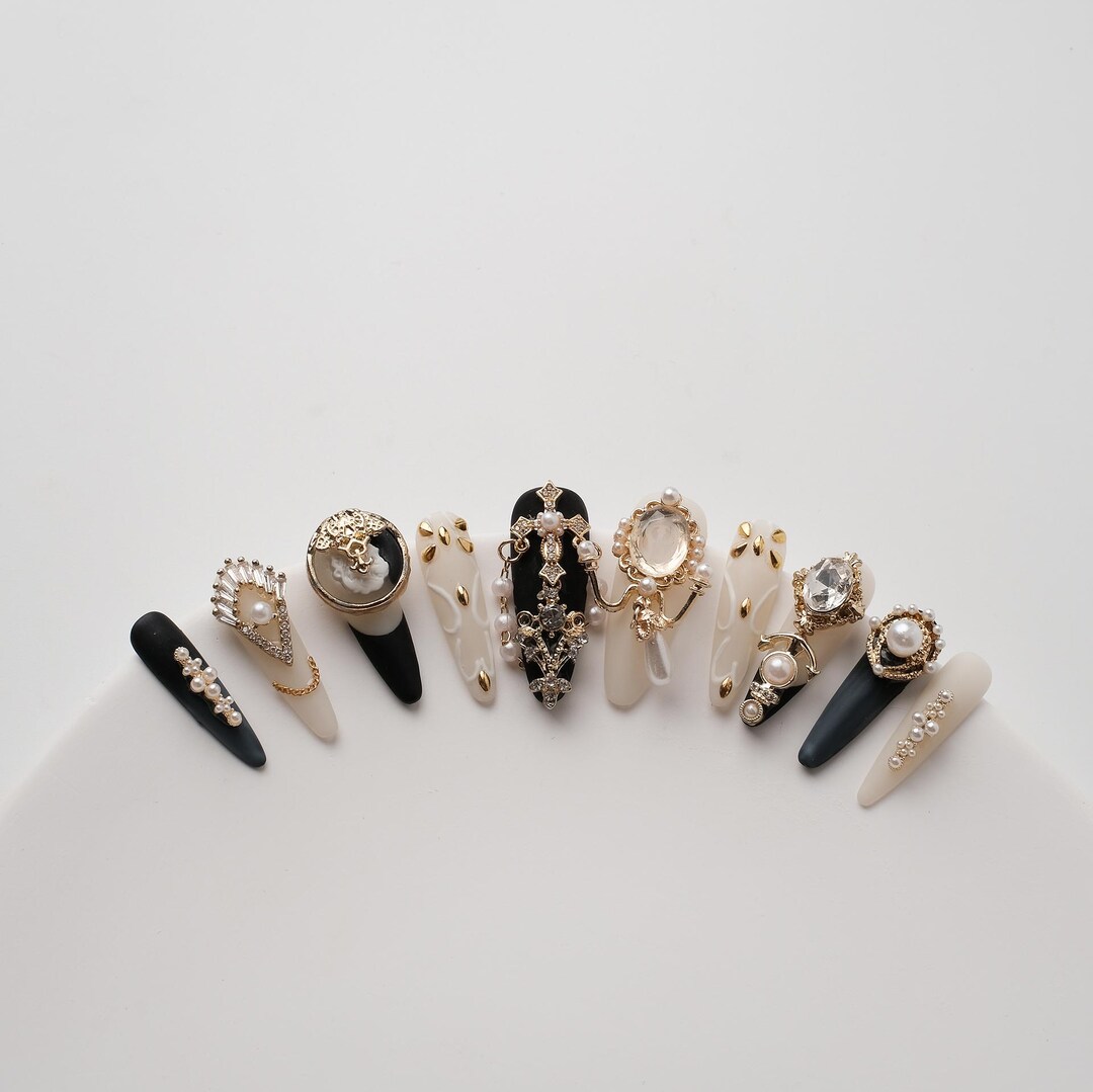 Black Pearl and Diamond Nails, Black and White Cross Three-dimensional ...
