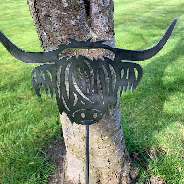 Highland Cow Garden Sculptures - Etsy UK