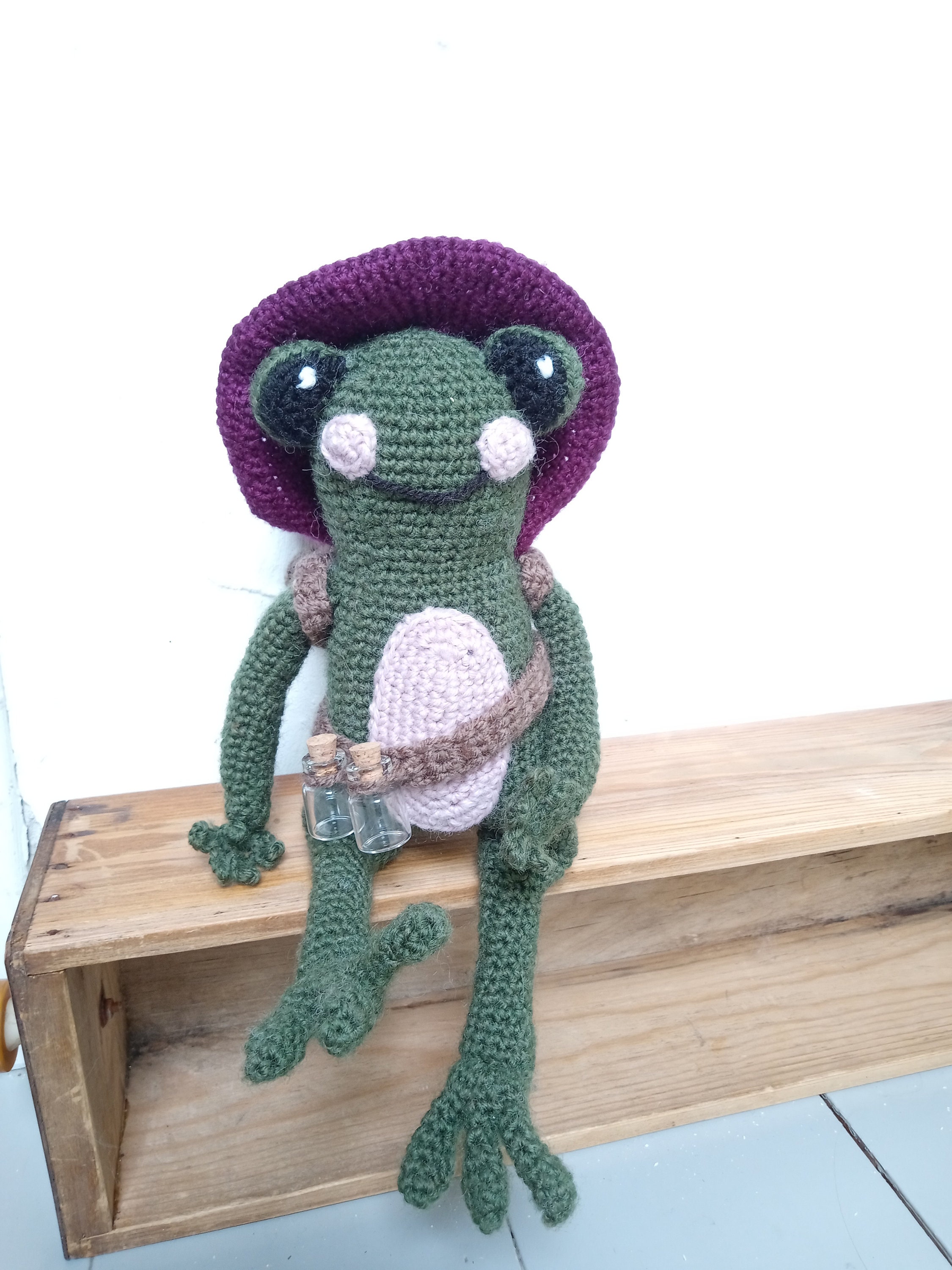 Robert the Frog Crochet Pattern - DIY Amigurumi Toy - Easy Beginner ...