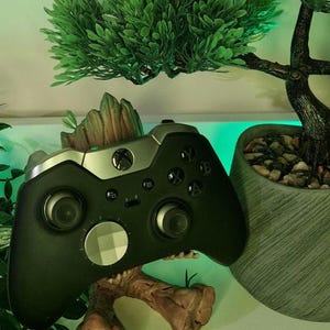3D Printed Baby Groot Stand: Geeky Desk Organizer - Etsy