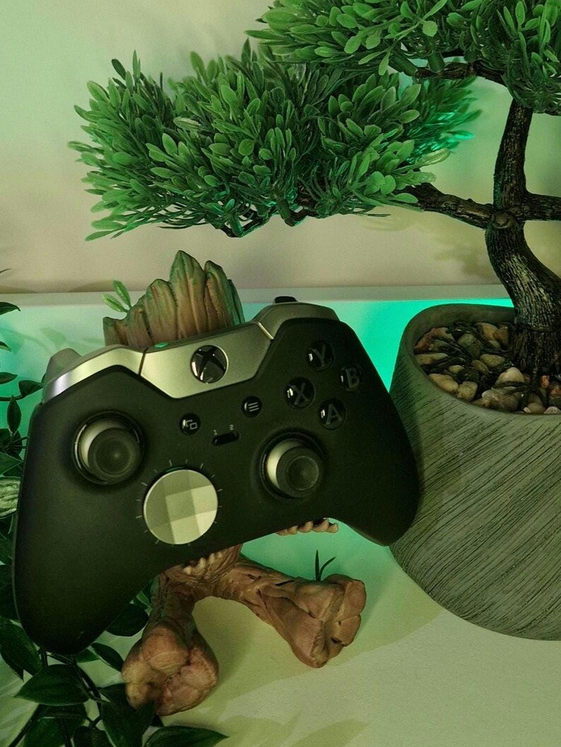 3D Printed Baby Groot Stand: Geeky Desk Organizer - Etsy