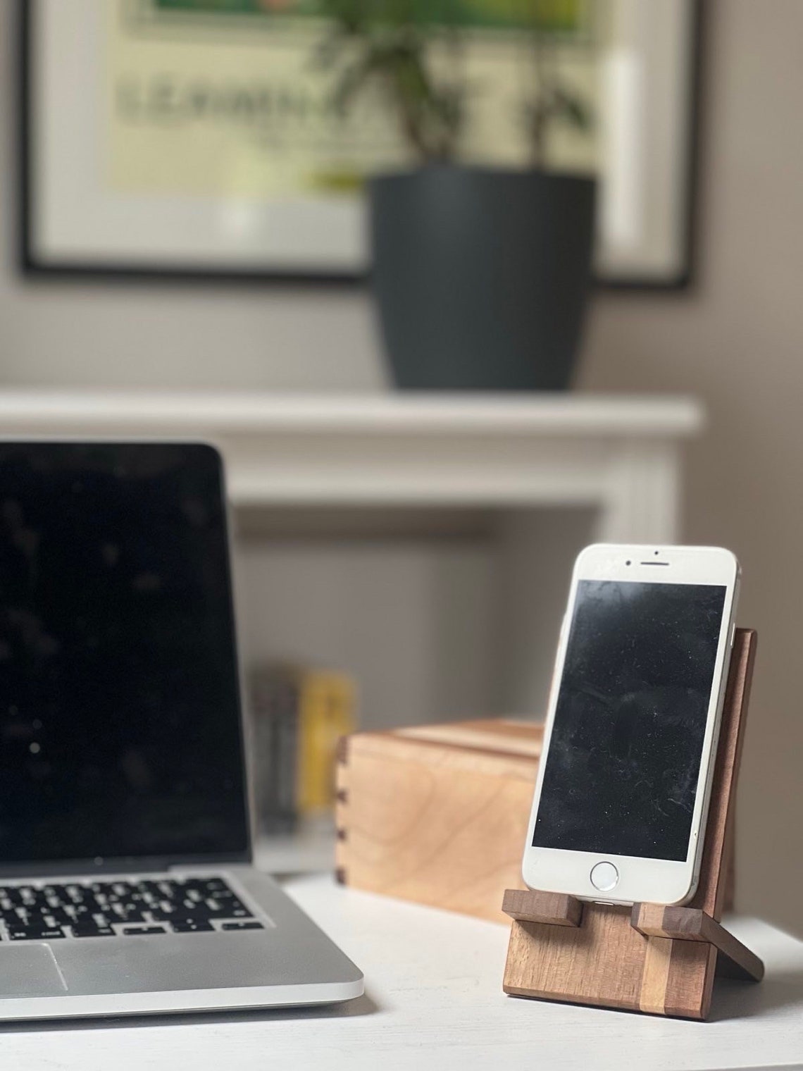 Wooden Phone Holder (walnut and Maple) - Etsy