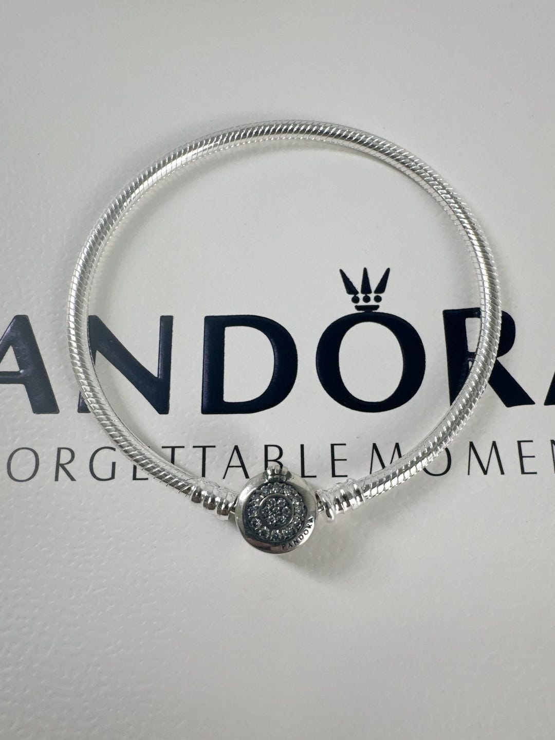 Gift Box Brand New Genuine Pandora Moments Sparkling Crown O Snake ...