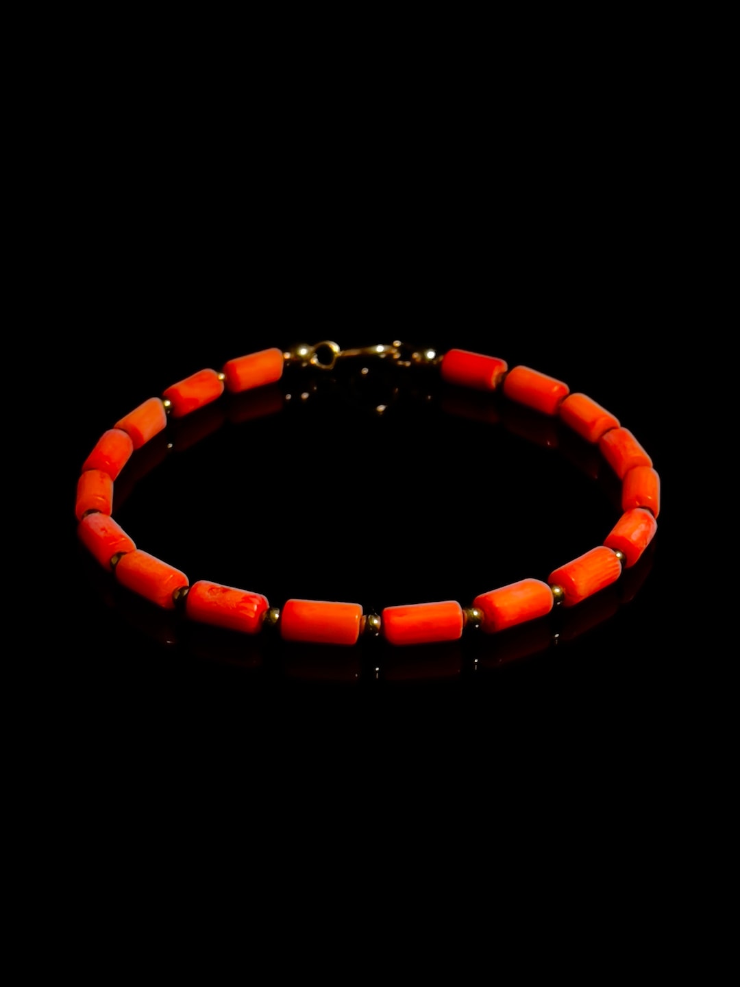 Ancient Rome Bracelet is a Faithful Reproduction of the Traditional Style of Creating Jewelry in ...