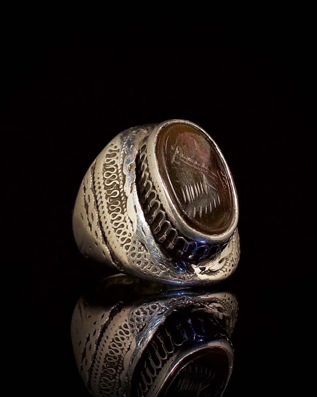 Antique Ottoman Carnelian Signet Ring – Depicting Sultan Şehzade ...