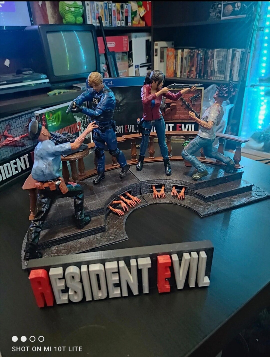 Police Station Diorama From Resident Evil 2 Claire and Leon - Etsy